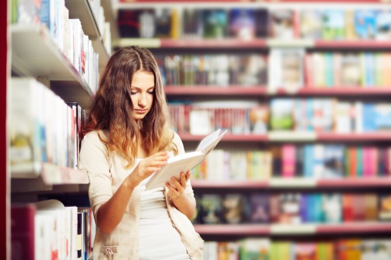 10 Memoir Book Opening Scenes to Inspire You (Writing Secrets)